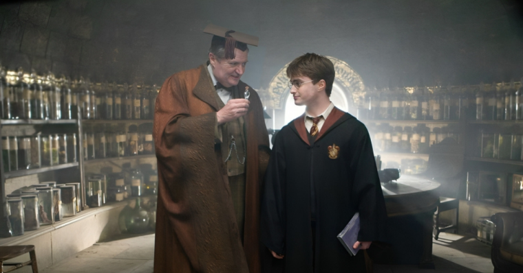 The Truth Behind Felix Felicis (Liquid Luck) – Hogwarts Insider